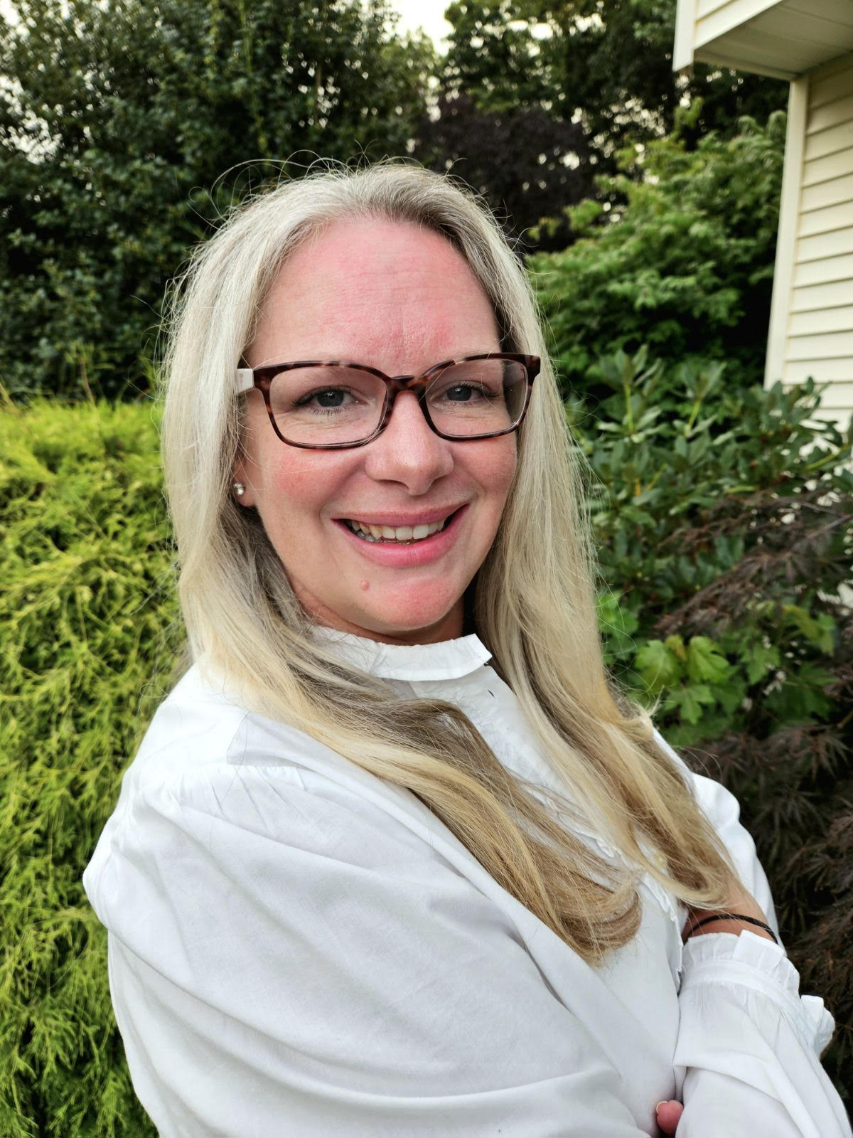 Attitudes In Reverse® Honors Nikki Casey, Social Worker, as Partner in ...